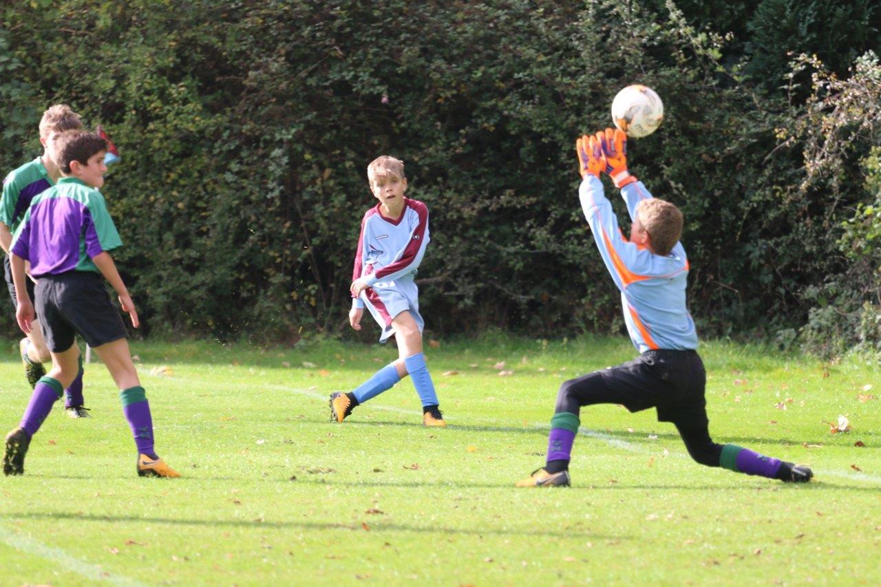 Lockers Park | Football v York House - Lockers Park